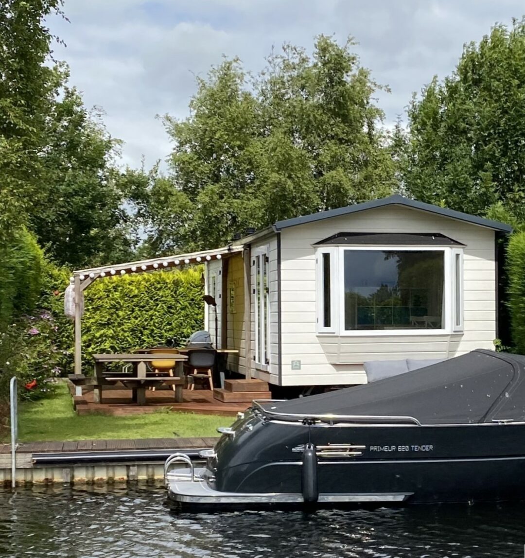 Te koop - Caravanpark Achterbos